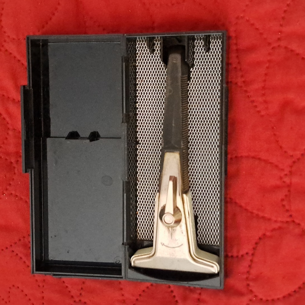1960's Vintage Gillette Techmatic Razor - Gem